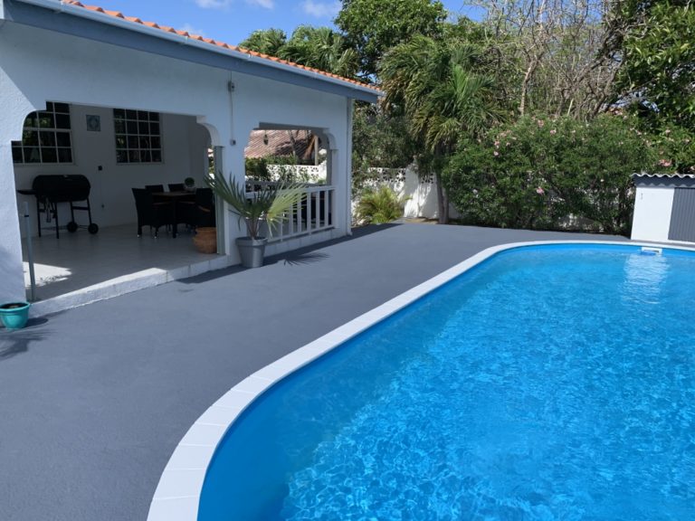 Woning huren: Tropische vakantievilla Panseiku met groot privé zwembad ...