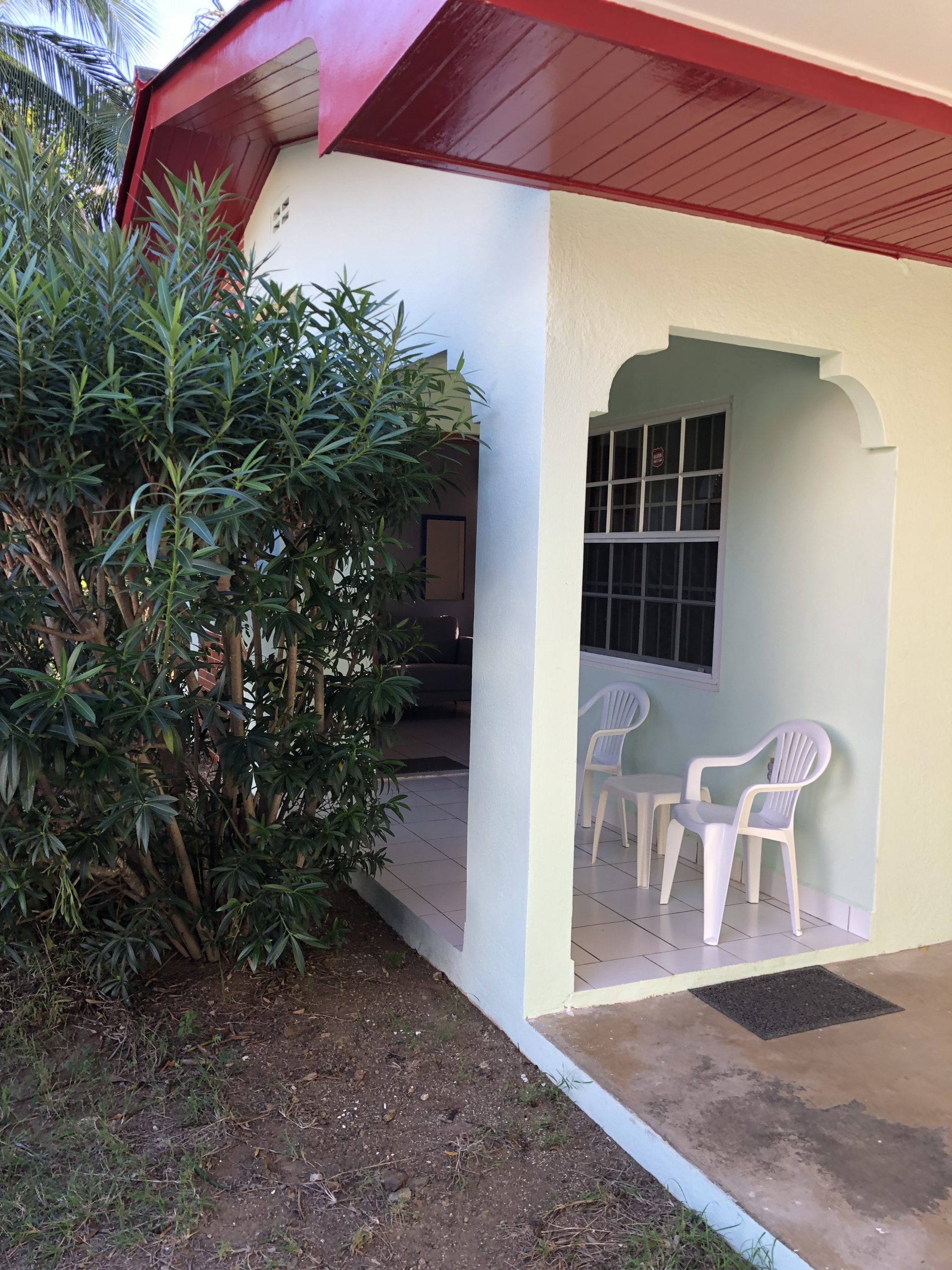 Woning huren: Tropische vakantievilla Panseiku met groot privé zwembad ...